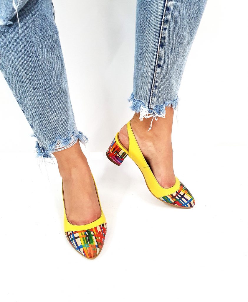 Sandale dama din piele naturala - Galben cu Linii Colorate - A55 GLC